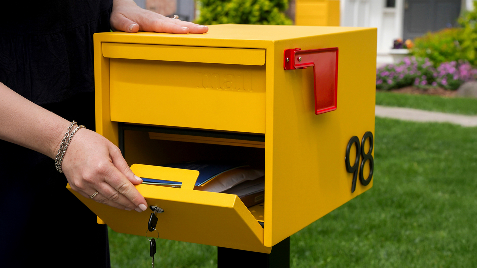 The Locking Post Mount Mailbox for People Who Actually Care About Curb